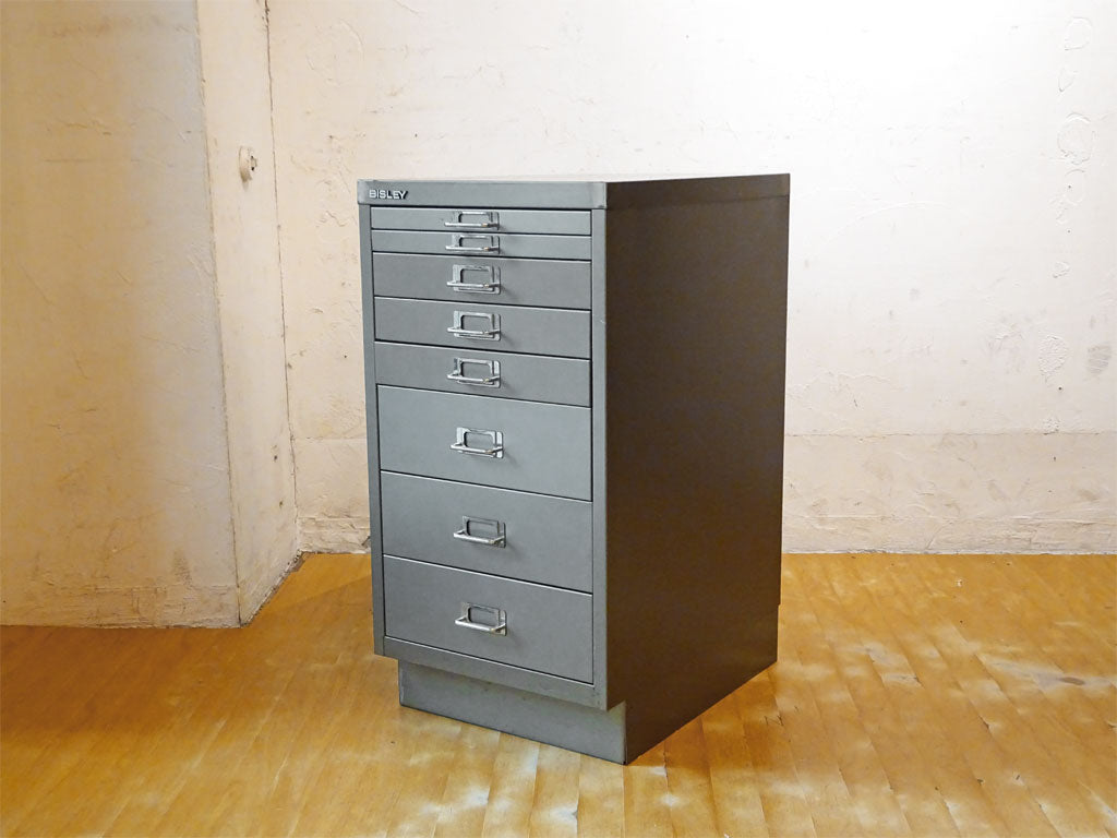 ビスレー BISLEY BASICシリーズ BA3/8B A3 抽斗8杯 デスクキャビネット シルバー系 オフィス家具 英国 中古品 買い取 – TOKYO RECYCLE imption