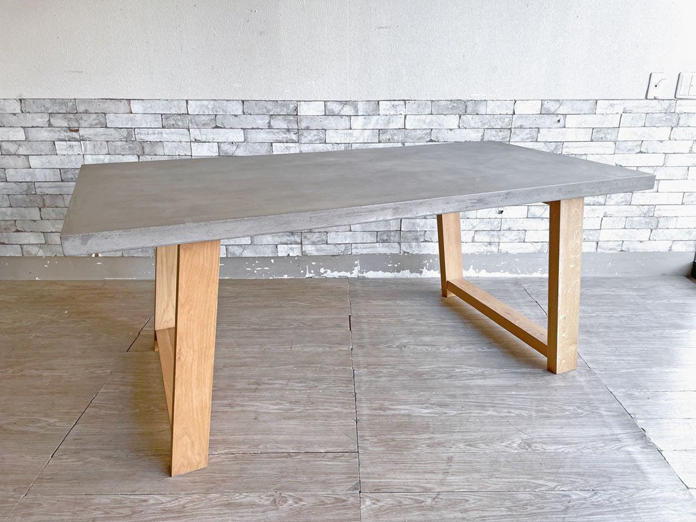 カーサヒルズ CASA HILS メリディアン MERIDIAN ダイニングテーブル w180cm コンクリート天板 廃番 参考定価125, – TOKYO RECYCLE imption