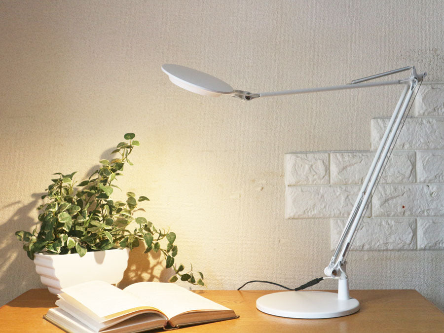 ヤマギワ yamagiwa レビオ REBIO デスクライト 読書灯 LED タッチ調光スイッチ付 ホワイト ～『読み書きを支える、唯一無二 – TOKYO RECYCLE imption