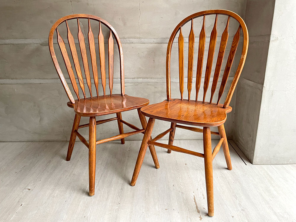 シンリー Shin Lee ダイニングチェア ウィンザー オーク材 英国アンティークスタイル IDC大塚取扱 2脚 中古品 買い取りしました – TOKYO RECYCLE imption