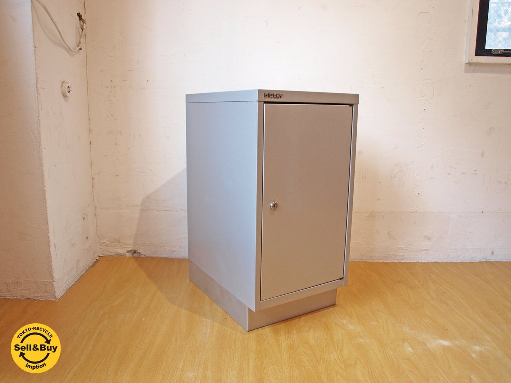 ビスレー BISLEY BASICシリーズ BA3/29 キャビネット シルバー 英国 イギリス 希少 廃番 ★ | 中古家具を探すならTOKYO RECYCLE imption