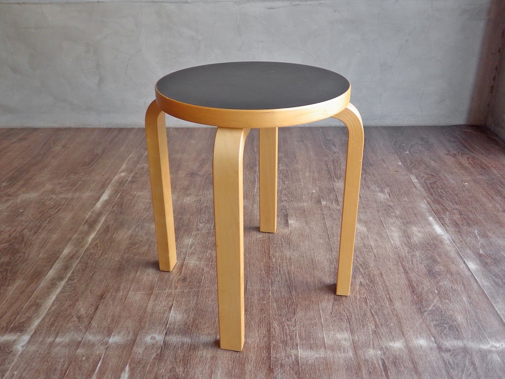 アルテック Artek Stool60 スツール バーチ材 リノリウム ブラック アルヴァ・アアルト Alvar Aalto 北欧家具 B – TOKYO RECYCLE imption