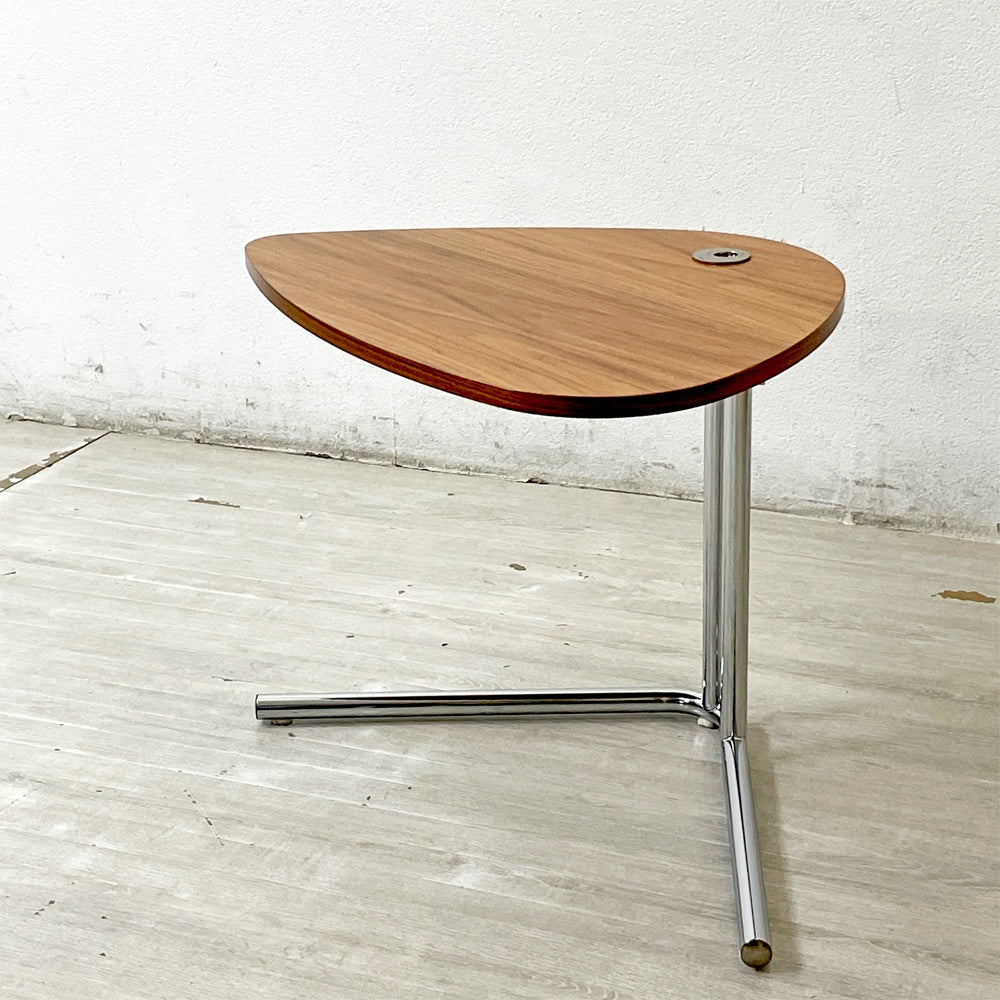 テクタ TECTA サイドテーブル K22 SIDE TABLE ウォールナット材 アレキサンダーカルダー ドイツ バウハウス ACTUS | 中古家具を探すならTOKYO RECYCLE ...