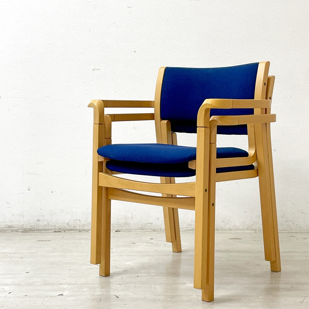 北欧デザイン ビーチ材 アームチェア スタッキング プライウッド ファブリック ブルー 2脚セット C – TOKYO RECYCLE imption