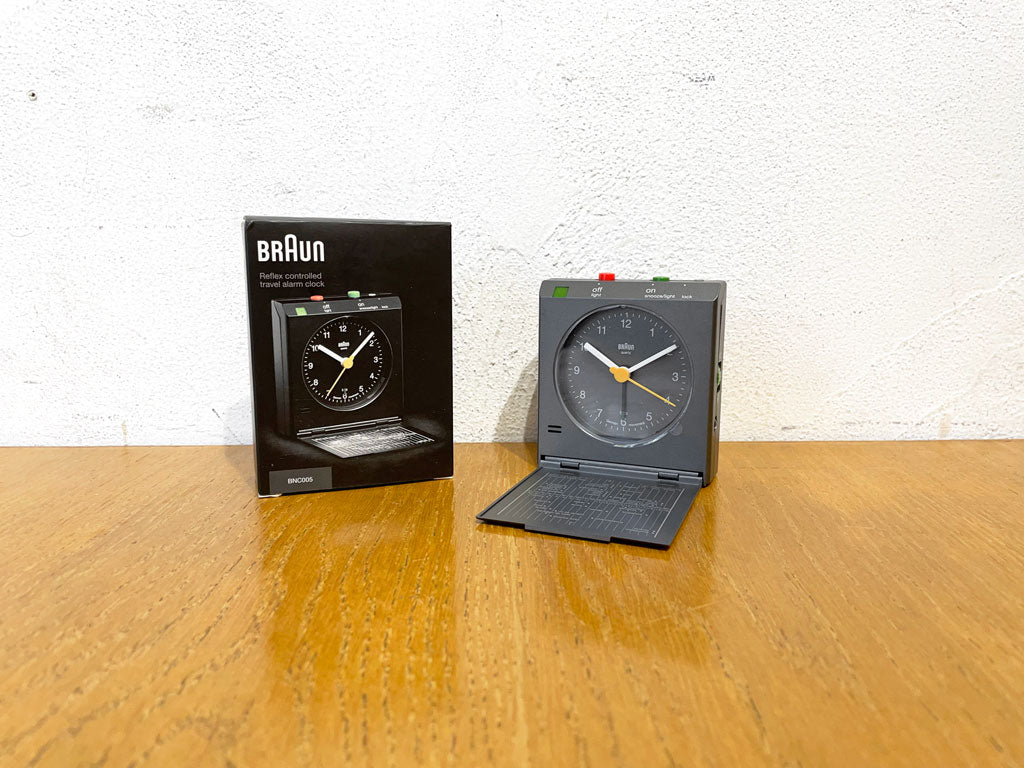 ブラウン BRAWN BNC005GYGY グレイ トラベルクロック アナログ時計 ディートリッヒ・ルブス ドイツ 箱・説明書付き 中古品 ...