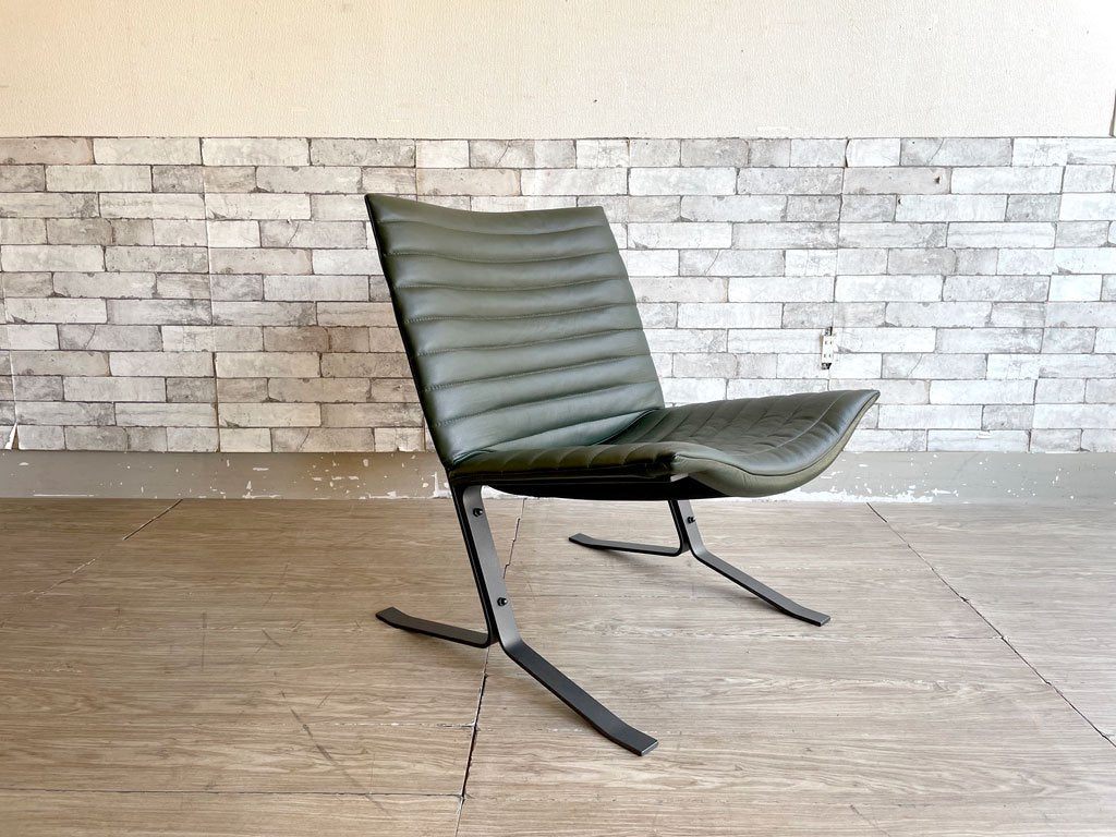 ケべ KEBE ファルコンチェア KE-FALCON ラウンジチェア パーソナルチェア 総本革 スチール モスグリーン デンマーク 北欧 モ ...